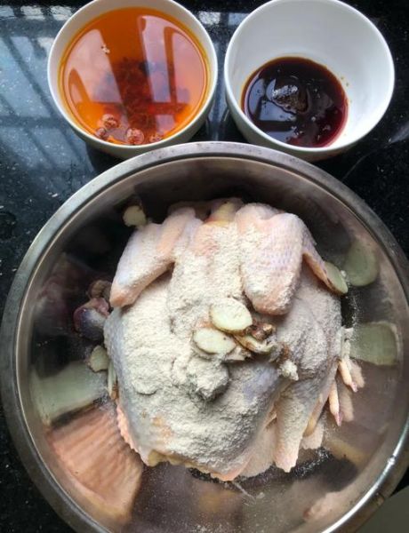 自制盐焗鸡的做法_盐焗鸡需要哪些调料-第1张图片-山城妙识 自制盐焗鸡的做法_盐焗鸡需要哪些调料-第1张图片-山城妙识