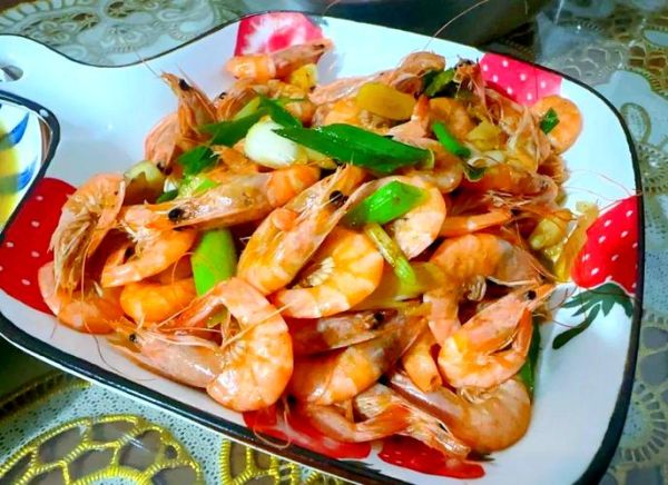 小海虾怎么爆炒_小海虾爆炒几分钟才熟-第3张图片-山城妙识