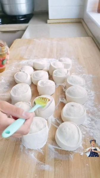 不用酵母粉怎样快速发面_家庭实用技巧-第2张图片-山城妙识