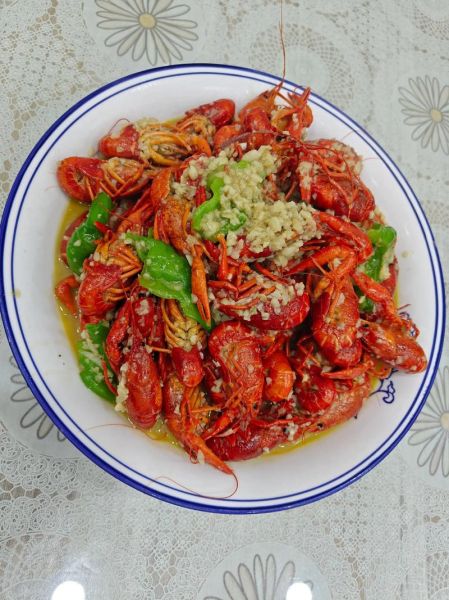 啤酒龙虾怎么做_啤酒龙虾的做法大全-第3张图片-山城妙识