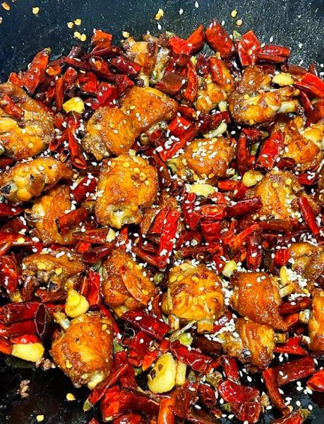 麻辣鸡翅中怎么烧好吃_麻辣鸡翅中怎么烧入味-第1张图片-山城妙识 麻辣鸡翅中怎么烧好吃_麻辣鸡翅中怎么烧入味-第1张图片-山城妙识