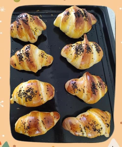 蛋挞皮做牛角面包怎么做_蛋挞皮牛角面包简单做法-第2张图片-山城妙识