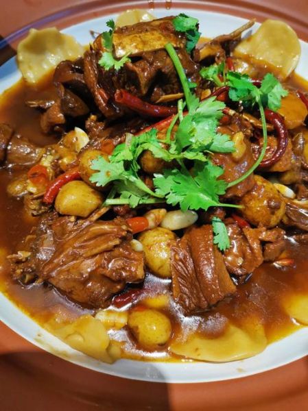 红烧鹅肉配什么菜_红烧鹅肉搭配推荐-第1张图片-山城妙识 红烧鹅肉配什么菜_红烧鹅肉搭配推荐-第1张图片-山城妙识