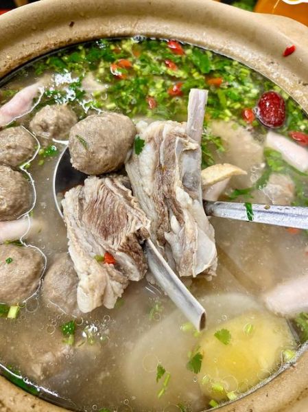 大块羊肉怎么炖才烂_大块羊肉的做法大全-第1张图片-山城妙识 大块羊肉怎么炖才烂_大块羊肉的做法大全-第1张图片-山城妙识