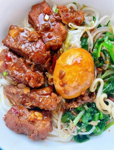 排骨面怎么做才好吃_排骨面汤底配方-第1张图片-山城妙识