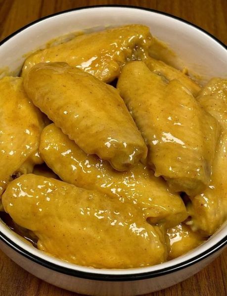 盐焗鸡翅怎么做才正宗_盐焗鸡翅做法视频教程-第1张图片-山城妙识