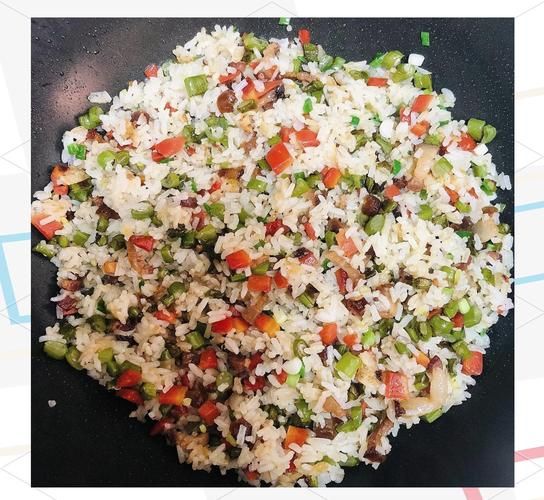 腊肉糯米饭怎么做好吃_腊肉糯米饭的做法窍门-第1张图片-山城妙识