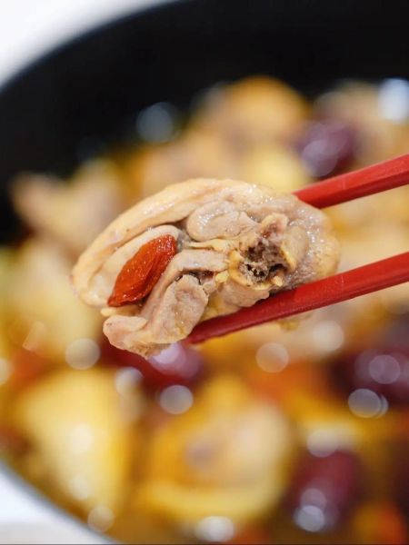 产妇吃麻油鸡的功效_产后多久可以吃麻油鸡-第1张图片-山城妙识 产妇吃麻油鸡的功效_产后多久可以吃麻油鸡-第1张图片-山城妙识