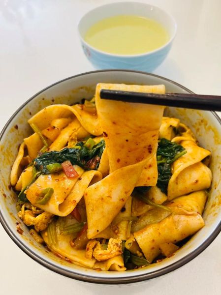 陕西裤带面怎么做_正宗裤带面哪里吃-第1张图片-山城妙识