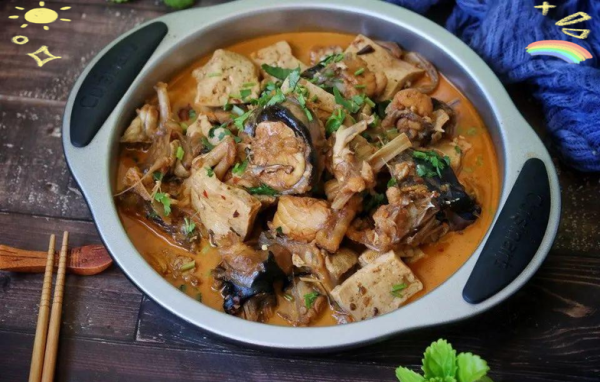 安康鱼炖豆腐怎么做_安康鱼炖豆腐的家常做法-第3张图片-山城妙识