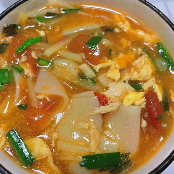 清汤面片汤怎么做_家常面片汤简单做法-第1张图片-山城妙识 清汤面片汤怎么做_家常面片汤简单做法-第1张图片-山城妙识