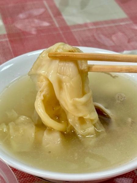 新鲜鱼肚煲汤的做法_鱼肚汤怎么煲不腥-第1张图片-山城妙识