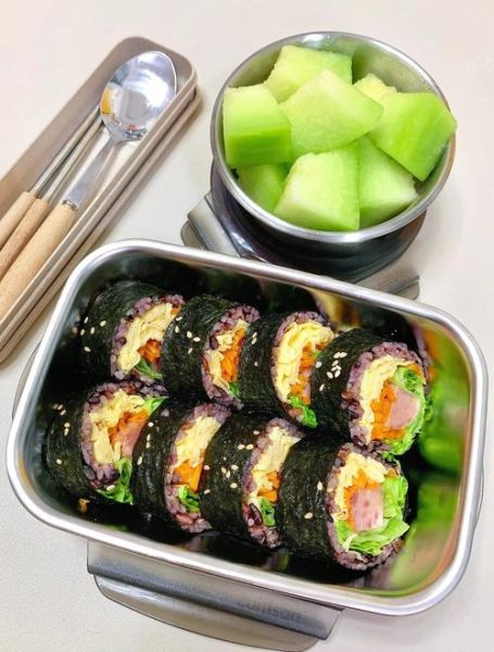 韩国紫菜包饭怎么做_紫菜包饭卷不松的秘诀-第2张图片-山城妙识