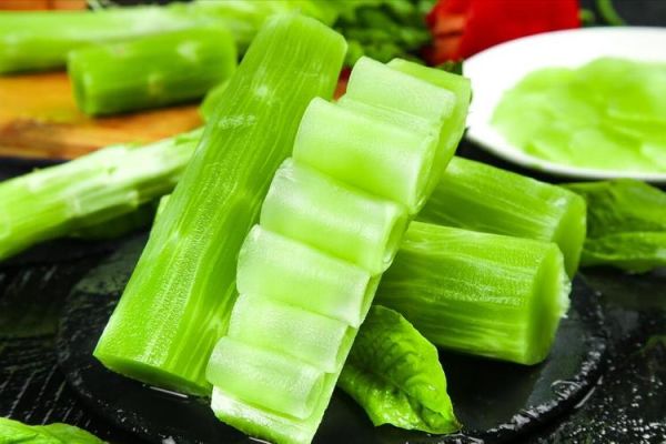 莴笋尖的功效与作用_莴笋尖怎么吃最营养-第1张图片-山城妙识 莴笋尖的功效与作用_莴笋尖怎么吃最营养-第1张图片-山城妙识