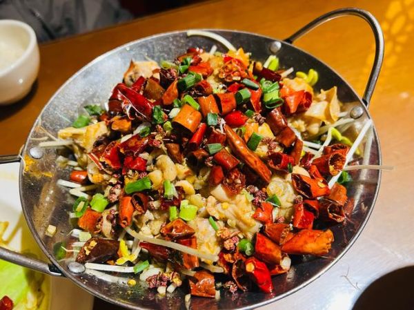 湘菜和川菜的区别是什么_哪个更辣-第2张图片-山城妙识 湘菜和川菜的区别是什么_哪个更辣-第2张图片-山城妙识