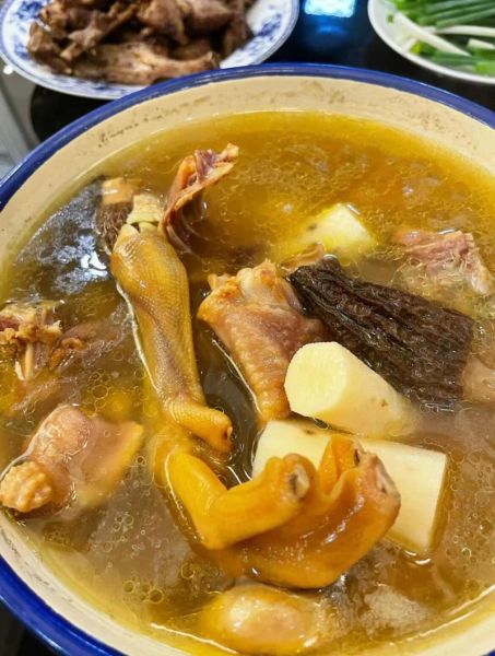 鸭腿汤怎么炖好喝_鸭腿汤的做法大全-第1张图片-山城妙识 鸭腿汤怎么炖好喝_鸭腿汤的做法大全-第1张图片-山城妙识