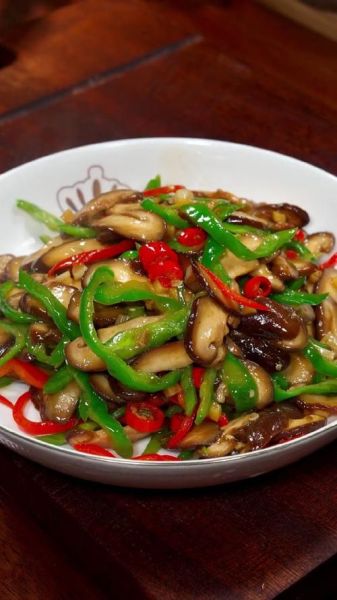 香菇炒什么菜好吃_香菇搭配什么蔬菜最香-第1张图片-山城妙识 香菇炒什么菜好吃_香菇搭配什么蔬菜最香-第1张图片-山城妙识