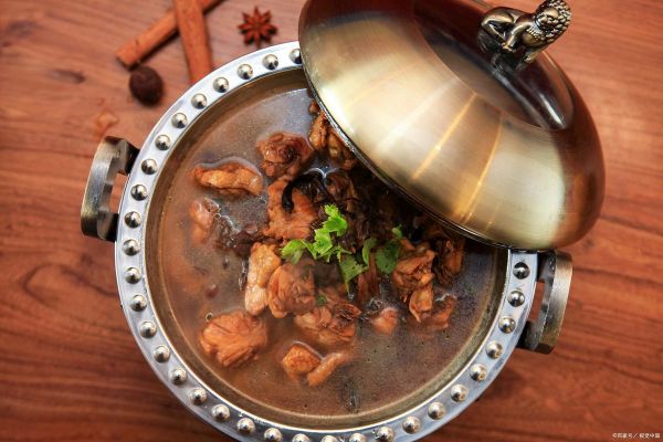 高压锅焖鸡怎么做_高压锅焖鸡的家常做法-第2张图片-山城妙识