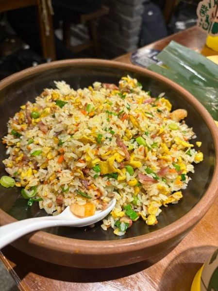 最好吃的扬州炒饭怎么做_正宗扬州炒饭配方揭秘-第1张图片-山城妙识 最好吃的扬州炒饭怎么做_正宗扬州炒饭配方揭秘-第1张图片-山城妙识