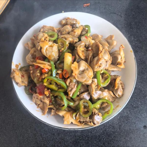 鸡胗炒辣椒怎么做_鸡胗炒辣椒用焯水吗-第3张图片-山城妙识