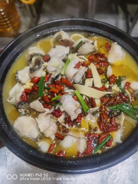 酸菜鱼头火锅怎么做_酸菜鱼头火锅用什么鱼-第3张图片-山城妙识 酸菜鱼头火锅怎么做_酸菜鱼头火锅用什么鱼-第3张图片-山城妙识