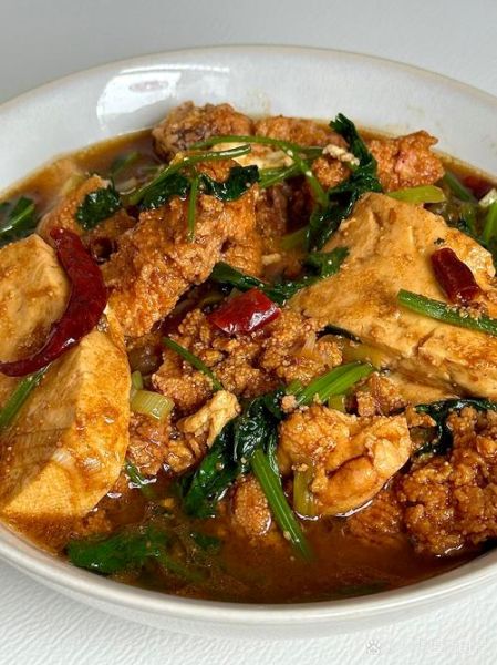 清炖鮰鱼豆腐怎么做_清炖鮰鱼豆腐需要焯水吗-第3张图片-山城妙识 清炖鮰鱼豆腐怎么做_清炖鮰鱼豆腐需要焯水吗-第3张图片-山城妙识