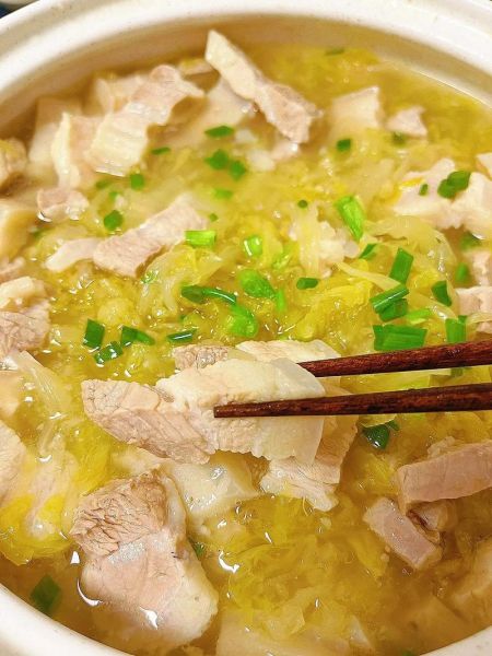 酸菜白肉怎么做_酸菜白肉的家常做法-第1张图片-山城妙识 酸菜白肉怎么做_酸菜白肉的家常做法-第1张图片-山城妙识