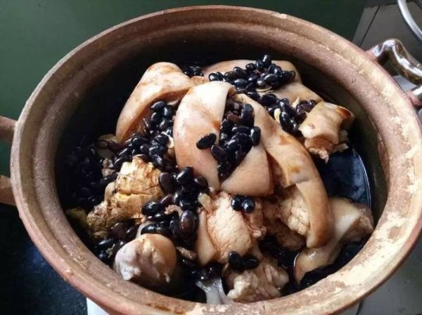 黑豆猪脚汤怎么炖_黑豆猪脚汤的做法-第2张图片-山城妙识 黑豆猪脚汤怎么炖_黑豆猪脚汤的做法-第2张图片-山城妙识