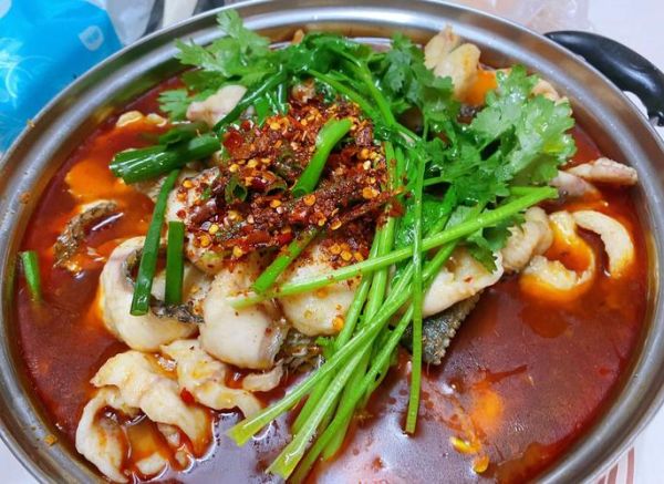 水煮活鱼怎么做_水煮活鱼需要什么材料-第1张图片-山城妙识