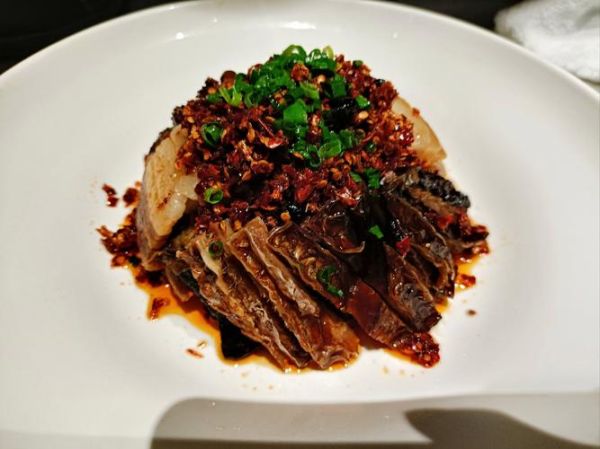 腊味合蒸是哪个地方的菜_湖南腊味合蒸正宗做法-第1张图片-山城妙识 腊味合蒸是哪个地方的菜_湖南腊味合蒸正宗做法-第1张图片-山城妙识