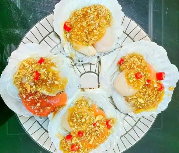 蒜蓉粉丝蒸扇贝怎么做_蒸多久才最嫩-第3张图片-山城妙识