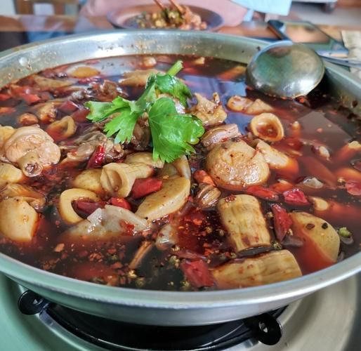 笋子芋儿鸡怎么做_笋子芋儿鸡的家常做法-第2张图片-山城妙识