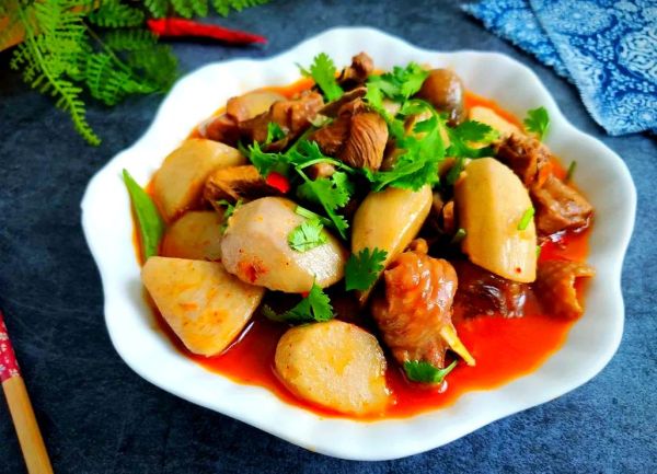 笋子芋儿鸡怎么做_笋子芋儿鸡的家常做法-第3张图片-山城妙识