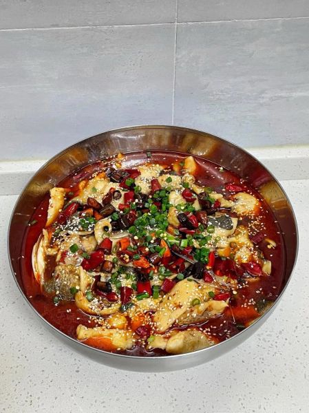 麻辣水煮鱼怎么做_水煮鱼片腌制多久才嫩-第2张图片-山城妙识 麻辣水煮鱼怎么做_水煮鱼片腌制多久才嫩-第2张图片-山城妙识