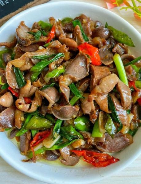 鸡胗炒菜椒怎么做_鸡胗炒多久才嫩-第1张图片-山城妙识 鸡胗炒菜椒怎么做_鸡胗炒多久才嫩-第1张图片-山城妙识