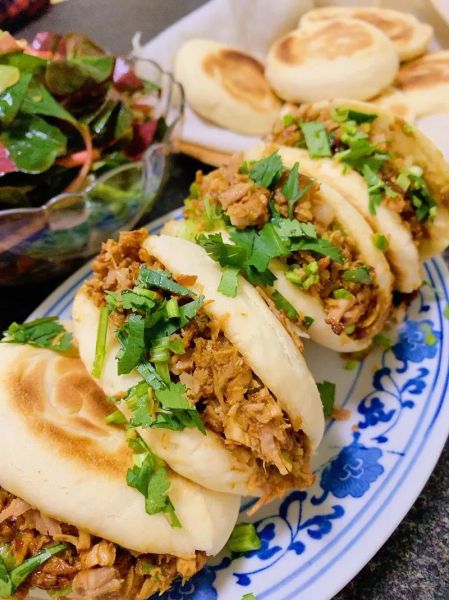 肉夹馍白饼怎么做_正宗白吉馍做法-第1张图片-山城妙识