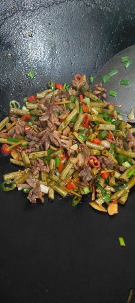 鸡肾怎么做好吃_鸡肾炒什么配菜最香-第1张图片-山城妙识 鸡肾怎么做好吃_鸡肾炒什么配菜最香-第1张图片-山城妙识