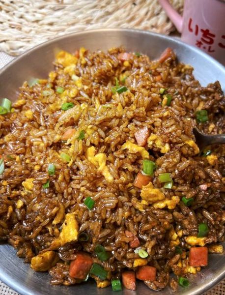 酱油炒饭怎么做_酱油炒饭的配料有哪些-第2张图片-山城妙识 酱油炒饭怎么做_酱油炒饭的配料有哪些-第2张图片-山城妙识
