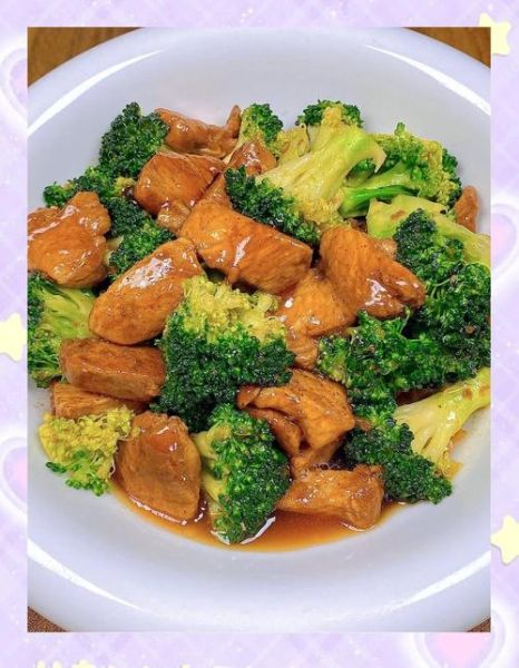 西兰花炒鸡胸肉怎么做_鸡胸肉炒多久才嫩-第2张图片-山城妙识