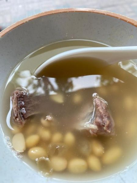 黄豆排骨汤怎么炖最好喝_黄豆排骨汤炖多久最香-第1张图片-山城妙识 黄豆排骨汤怎么炖最好喝_黄豆排骨汤炖多久最香-第1张图片-山城妙识