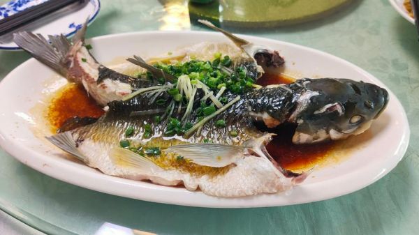 鲩鱼的营养价值与功效_鲩鱼怎么吃最养肝-第2张图片-山城妙识 鲩鱼的营养价值与功效_鲩鱼怎么吃最养肝-第2张图片-山城妙识