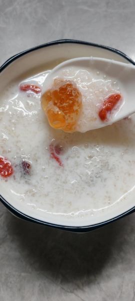 雪燕的正确炖法_雪燕怎么吃最好-第1张图片-山城妙识