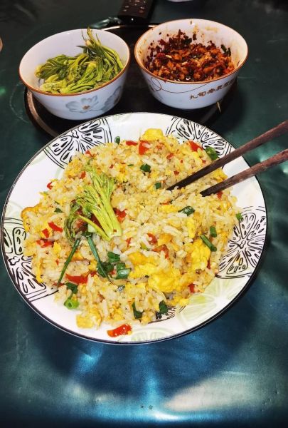 黄金蛋炒饭怎么做_正宗黄金蛋炒饭的做法-第3张图片-山城妙识