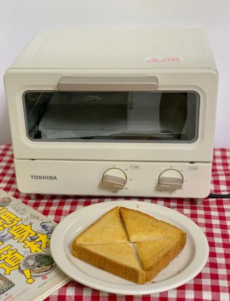 黄油吐司面包怎么做_家庭烤箱温度时间-第1张图片-山城妙识 黄油吐司面包怎么做_家庭烤箱温度时间-第1张图片-山城妙识