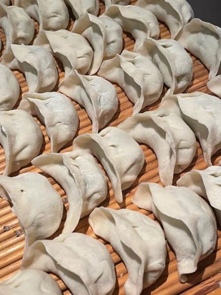 香菜饺子的功效与作用_孕妇能吃吗-第2张图片-山城妙识 香菜饺子的功效与作用_孕妇能吃吗-第2张图片-山城妙识