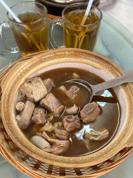 肉骨茶功效有哪些_孕妇能喝肉骨茶吗-第3张图片-山城妙识 肉骨茶功效有哪些_孕妇能喝肉骨茶吗-第3张图片-山城妙识