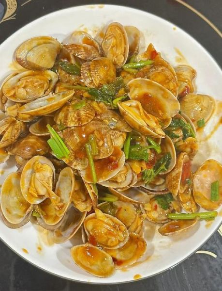 辣炒花甲怎么炒才没沙_辣炒花甲用焯水吗-第1张图片-山城妙识