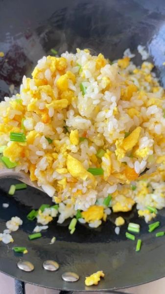 蛋炒饭图片大全_蛋炒饭怎么做才金黄粒粒分明-第2张图片-山城妙识 蛋炒饭图片大全_蛋炒饭怎么做才金黄粒粒分明-第2张图片-山城妙识