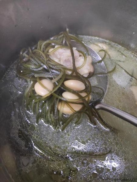 高压锅海带炖排骨怎么做_海带炖排骨用高压锅多久-第3张图片-山城妙识 高压锅海带炖排骨怎么做_海带炖排骨用高压锅多久-第3张图片-山城妙识