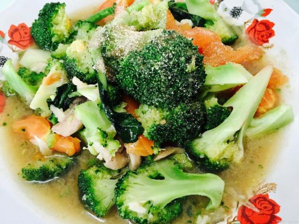 西兰花煮多久_西兰花焯水几分钟-第2张图片-山城妙识 西兰花煮多久_西兰花焯水几分钟-第2张图片-山城妙识